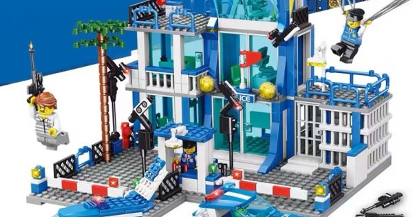 City police station Building Bricks Toy Set